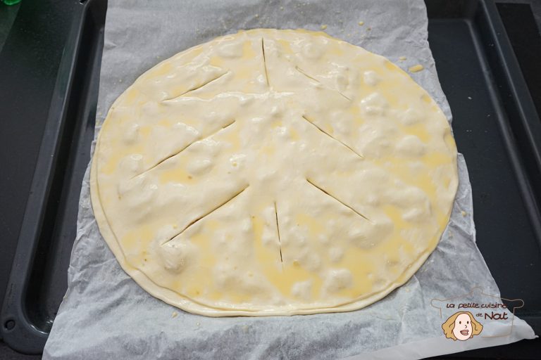 fougasse aux gratons - recette prête en 5 mn